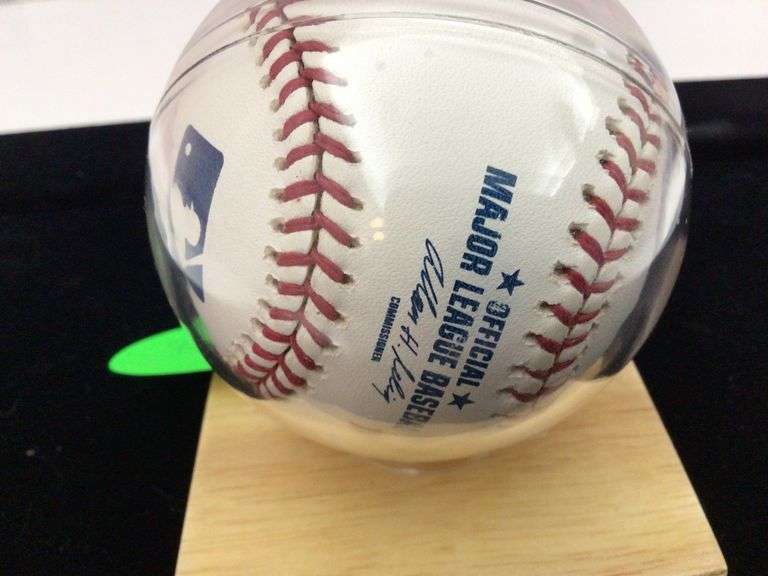 GAYLORD PERRY SIGNED BASEBALL - Currie Auction Service