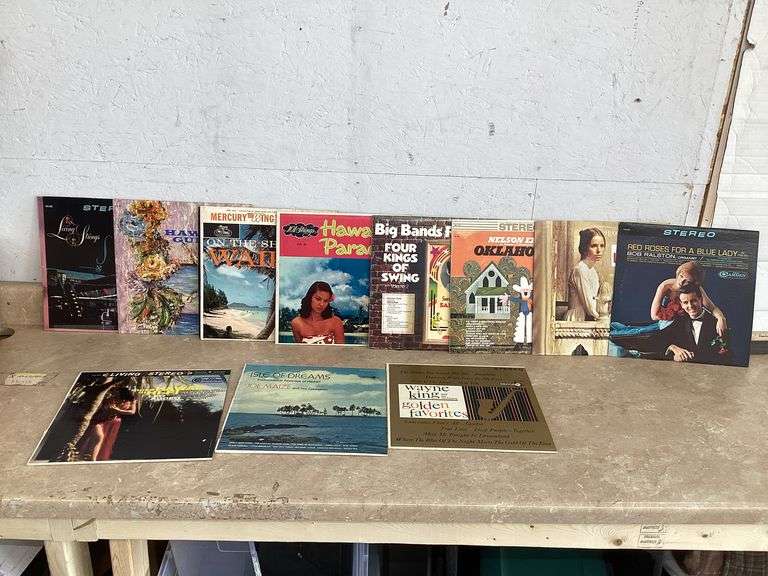 RECORDS 33 1/3" - Currie Auction Service