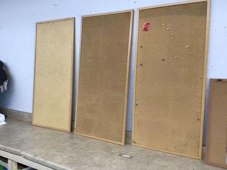 4 TACK BOARDS - Currie Auction Service