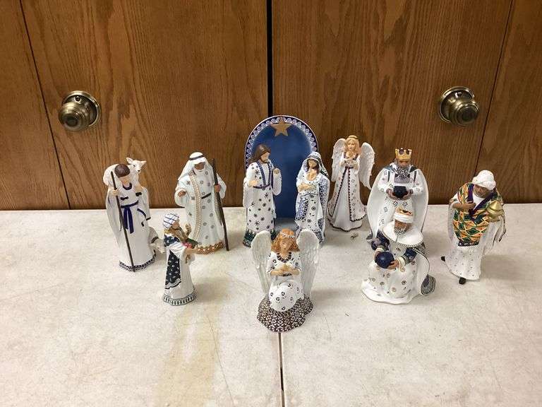 BRADFORD EXCHANGE HAWTHORNE VILLAGE POLISH STONEWARE SILENT NIGHT ...