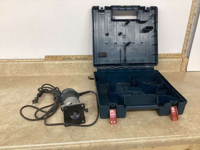 BOSCH PALM ROUTER WITH CASE - Currie Auction Service