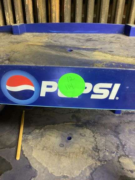 PEPSI SHELF DISPLAY - Currie Auction Service