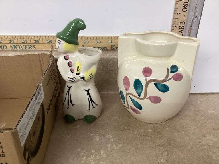 WEIL WARE CALIFORNIA POTTERY CLOWN AND PURITAN POTTERY VASE - Currie ...