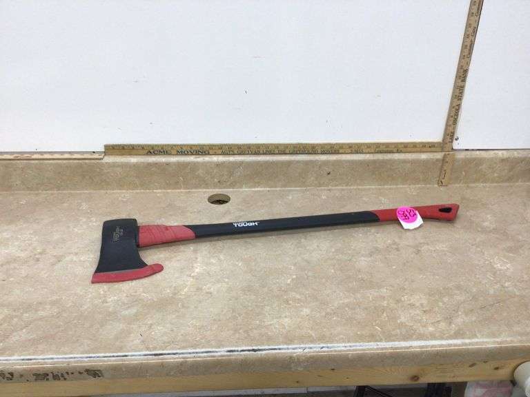 NEW HYPER TOUGH 3.5 POUND AXE - Currie Auction Service