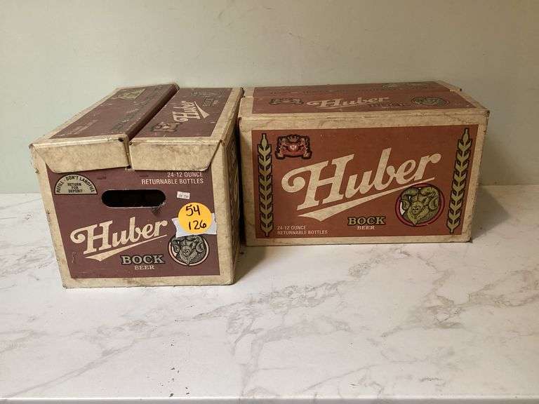 2 VINTAGE HUBER BEER BOXES WITH VARIOUS VINTAGE BEER BOTTLES - Currie ...