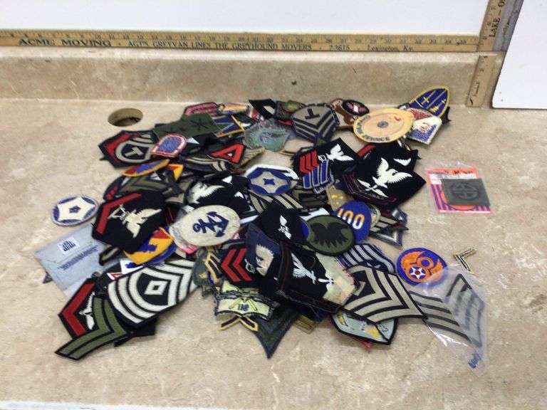 MISC MILITARY PATCHES - Currie Auction Service