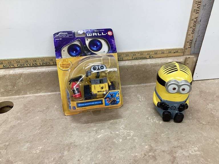 DESPICABLE ME DAVE BANK AND SEALED DISNEY PIXAR WALL-E 4 INCH FIGURE ...