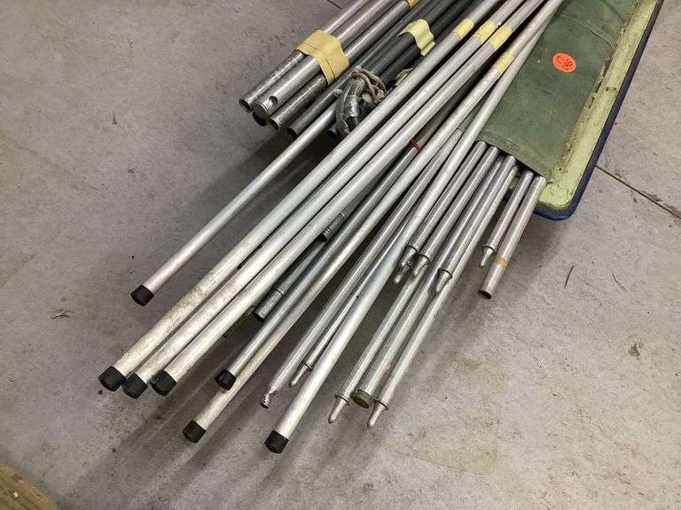 MISC ALUMINUM POLES - Currie Auction Service
