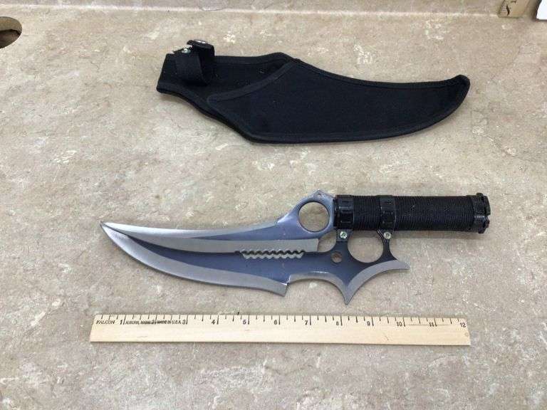 FANTASY KNIFE WITH SHEATH - Currie Auction Service