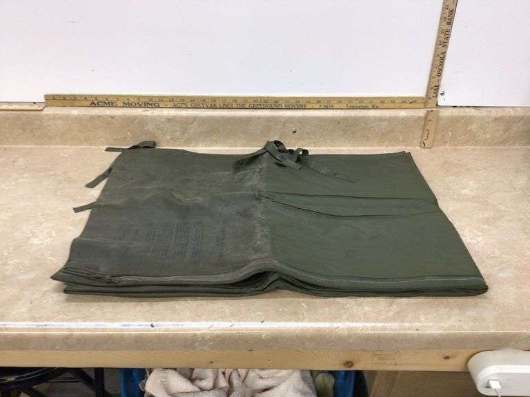 U.S. ARMY BODY BAG - Currie Auction Service