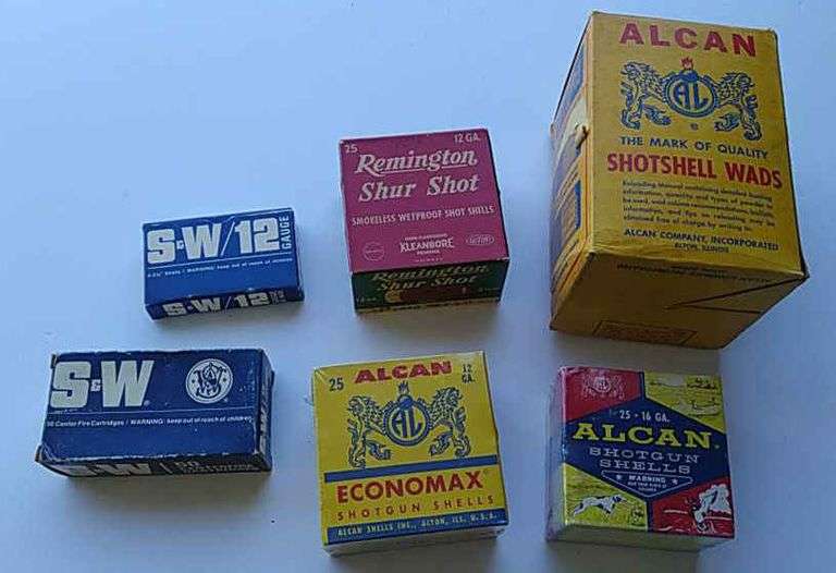 Vintage shotgun shells and box of 38 special - Dixon's Auction at Crumpton