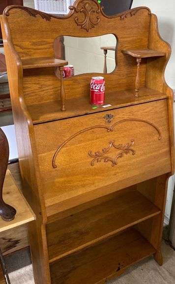 Antique carved oak larkin-type desk - Dixon's Auction at Crumpton