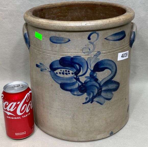 Antique midwestern blue-decorated stoneware crock - Dixon's Auction at ...