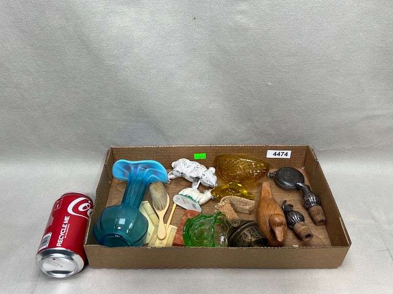 Lot of interesting smalls - Dixon's Auction at Crumpton