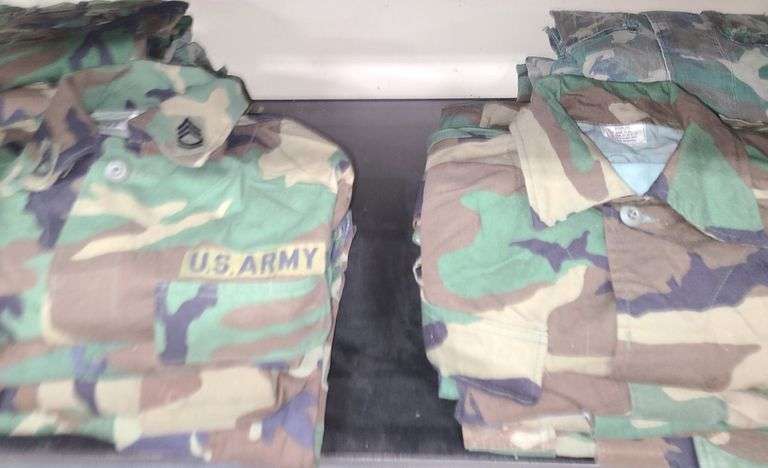 Lot Vintage Military Clothing - Dixon's Auction at Crumpton