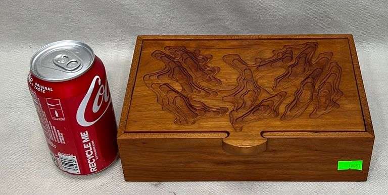 Peter Kwasniewski artisan crafted box - Dixon's Auction at Crumpton