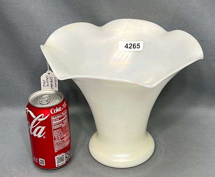 Steuben Calcite art glass vase - Dixon's Auction at Crumpton