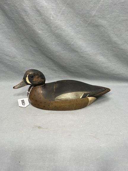 Vintage Duck Decoy Box - Dixon's Auction at Crumpton
