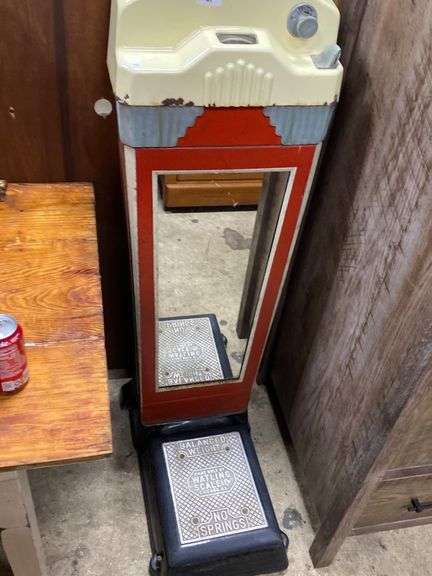 Antique Watling Coin-Op Scale - Dixon's Auction at Crumpton