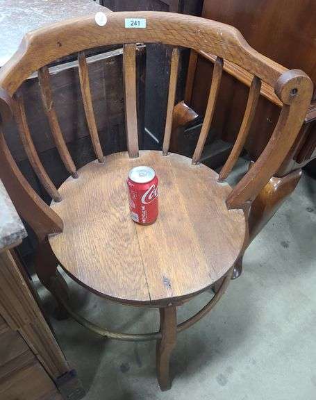 Antique Oak Roundabout Chair, As-Is - Dixon's Auction at Crumpton