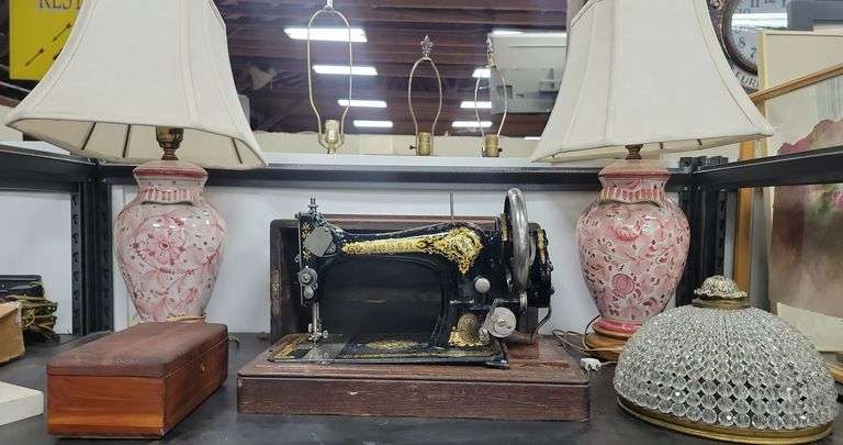 Lot Floral Decorated Table Lamps, Antique Singer Sewing Machine ...