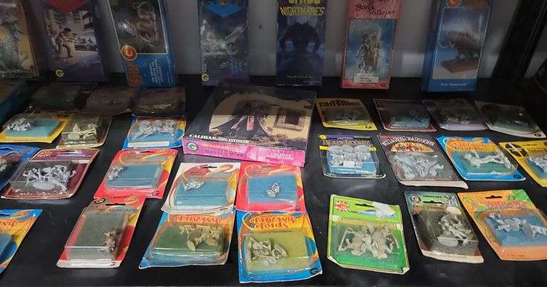 Lot Miniature Fantasy Lead Figures - Dixon's Auction at Crumpton