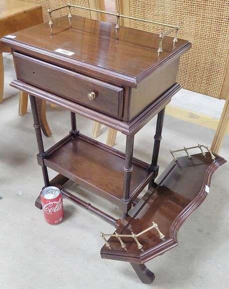 Ethan Allen Stand And Shelf, Missing A Knob - Dixon's Auction at Crumpton