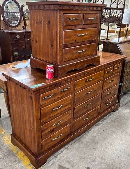 Link-Taylor Colonial Pine Triple Dresser And Nightstand - Dixon's ...