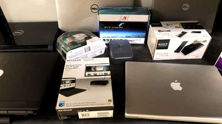 Lot of Dell & Apple Laptops ( All Untested - No Cords) - Dixon's ...