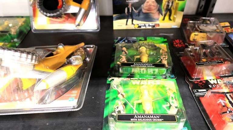 Lot of New Old Stock Star Wars Action Figures & Toys (Unopened) - Dixon ...