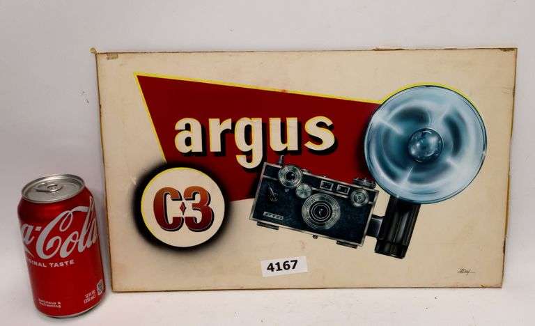 Peter Lay Argus C 3 Illustration Painting - Dixon's Auction at Crumpton