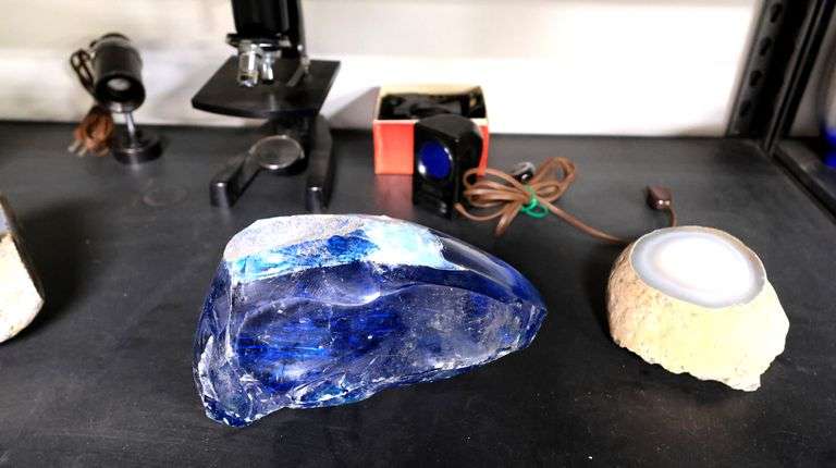 Lot of Geologic Specimens & Slag Glass, Microscope & Light Etc. - Dixon ...