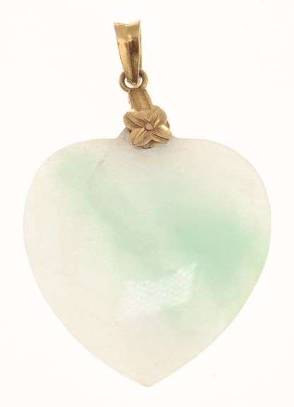 18k Gold Hardstone Heart Pendant - Dixon's Auction at Crumpton