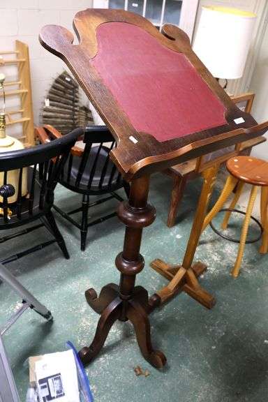 Vintage Lectern - Dixon's Auction at Crumpton