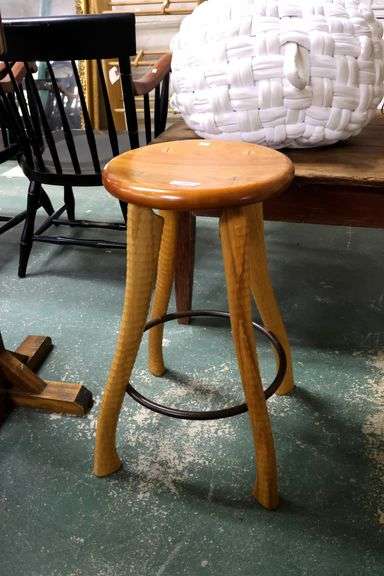 MCM Style Stool - Dixon's Auction at Crumpton