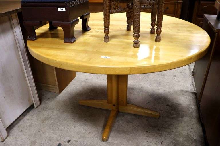 MCM Round Butcher Block Top Dining Table - Dixon's Auction at Crumpton