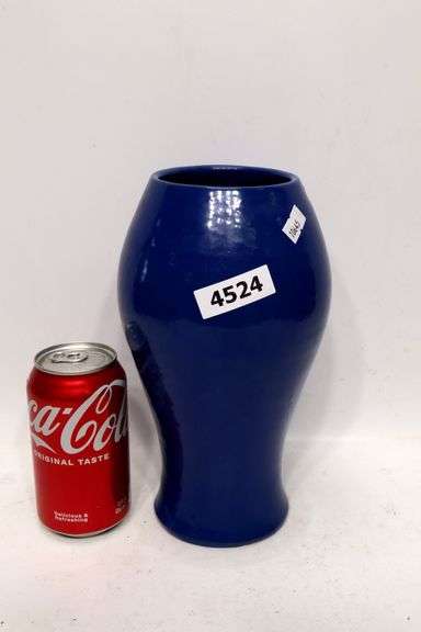 Vintage Art Pottery Vase-Chips to Underside of Base - Dixon's Auction ...