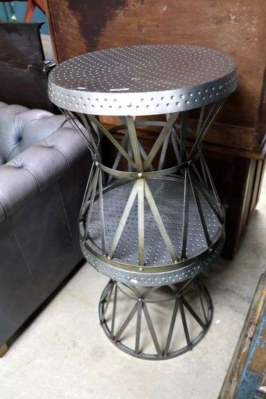 (2) Metal Tables - Dixon's Auction at Crumpton