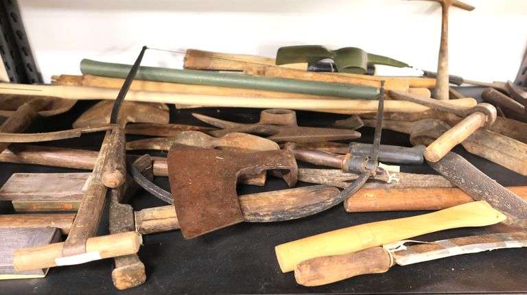 Lot of Vintage / Antique Hand Tools - Dixon's Auction at Crumpton