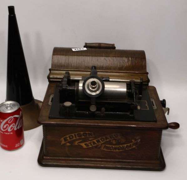 Antique Edison Phonograph with Horn - Dixon's Auction at Crumpton