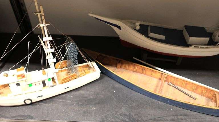 (3) Working Boat Wooden Ship Models - Dixon's Auction at Crumpton