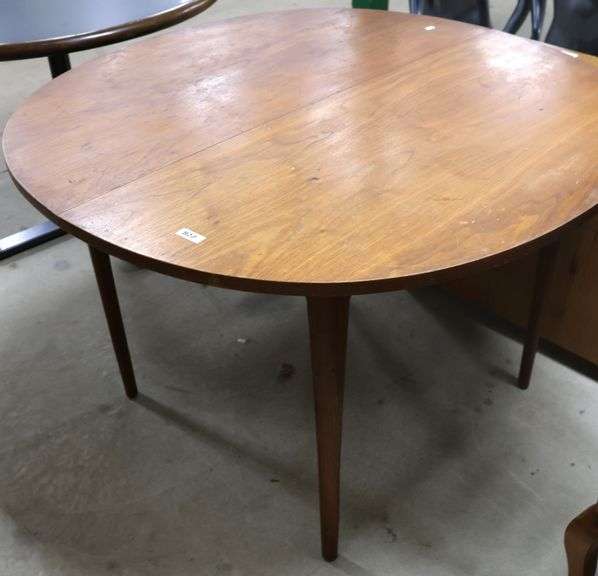 MCM Walnut Dining Table - Dixon's Auction at Crumpton