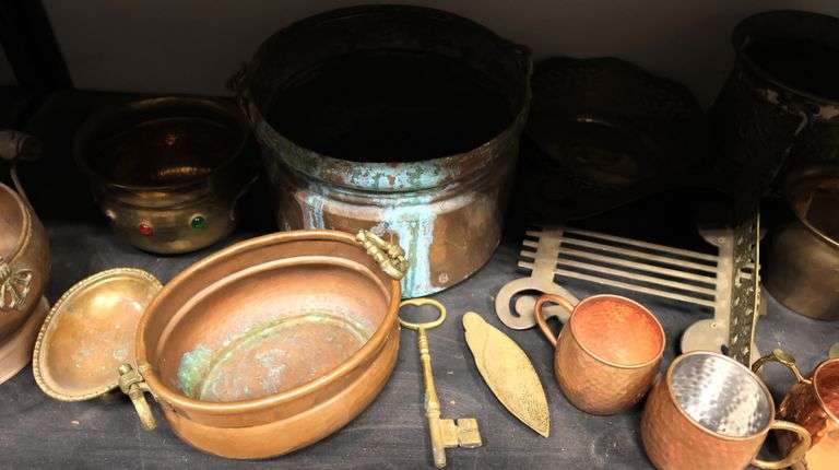 Lot of Copper & Brass Cookware, Pots, Coat Scuttle, Skeleton Key Etc ...
