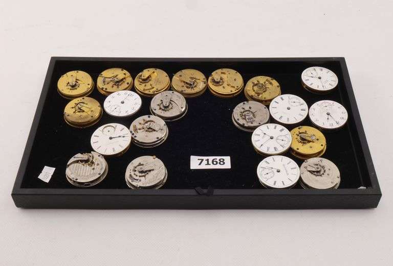 Tray Lot of Pocket Watch Movements - Dixon's Auction at Crumpton