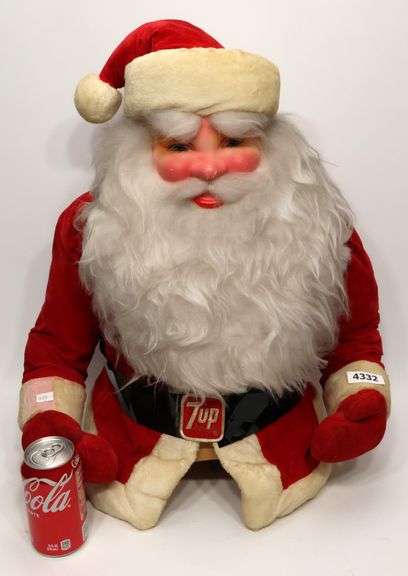 Vintage Christmas Santa Santa Display - Dixon's Auction at Crumpton