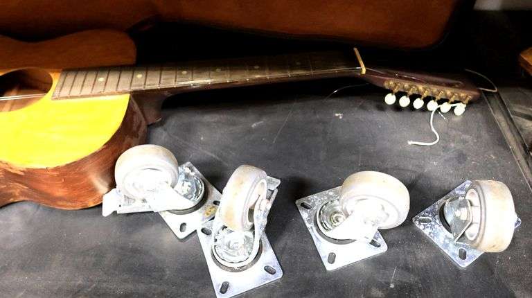 Fender 12 String Acoustic Guitar & Wheel Castors - Dixon's Auction at ...
