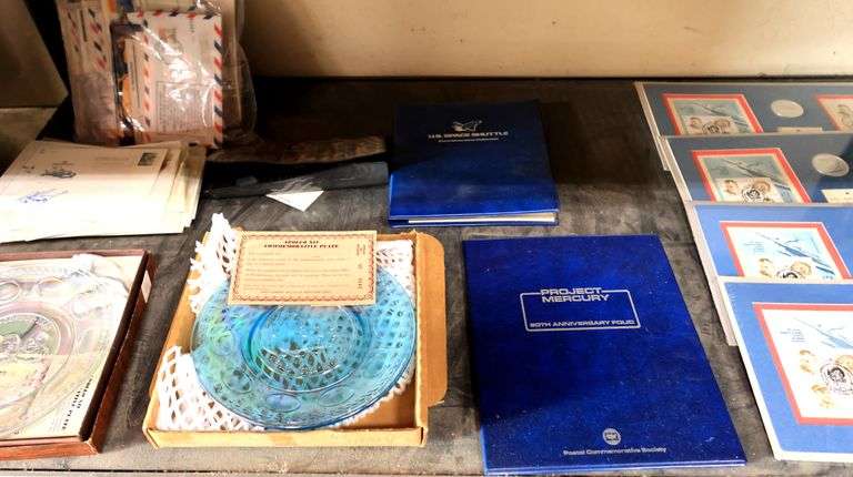 Lot of Collector Plates, 1st Man in Space Coins, Project Mercury Etc ...