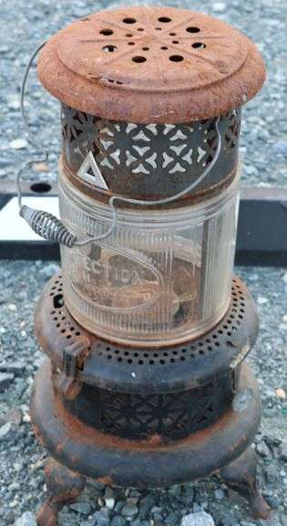 Antique Kerosene Heater - Dixon's Auction at Crumpton