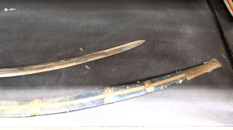 Vintage India Curved Cavalry Style Sword - Dixon's Auction at Crumpton