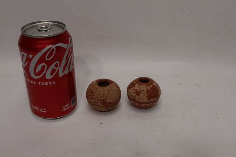 2 Vintage Native American Seed Pots-Tsigowanu & Tom Tapia - Dixon's ...